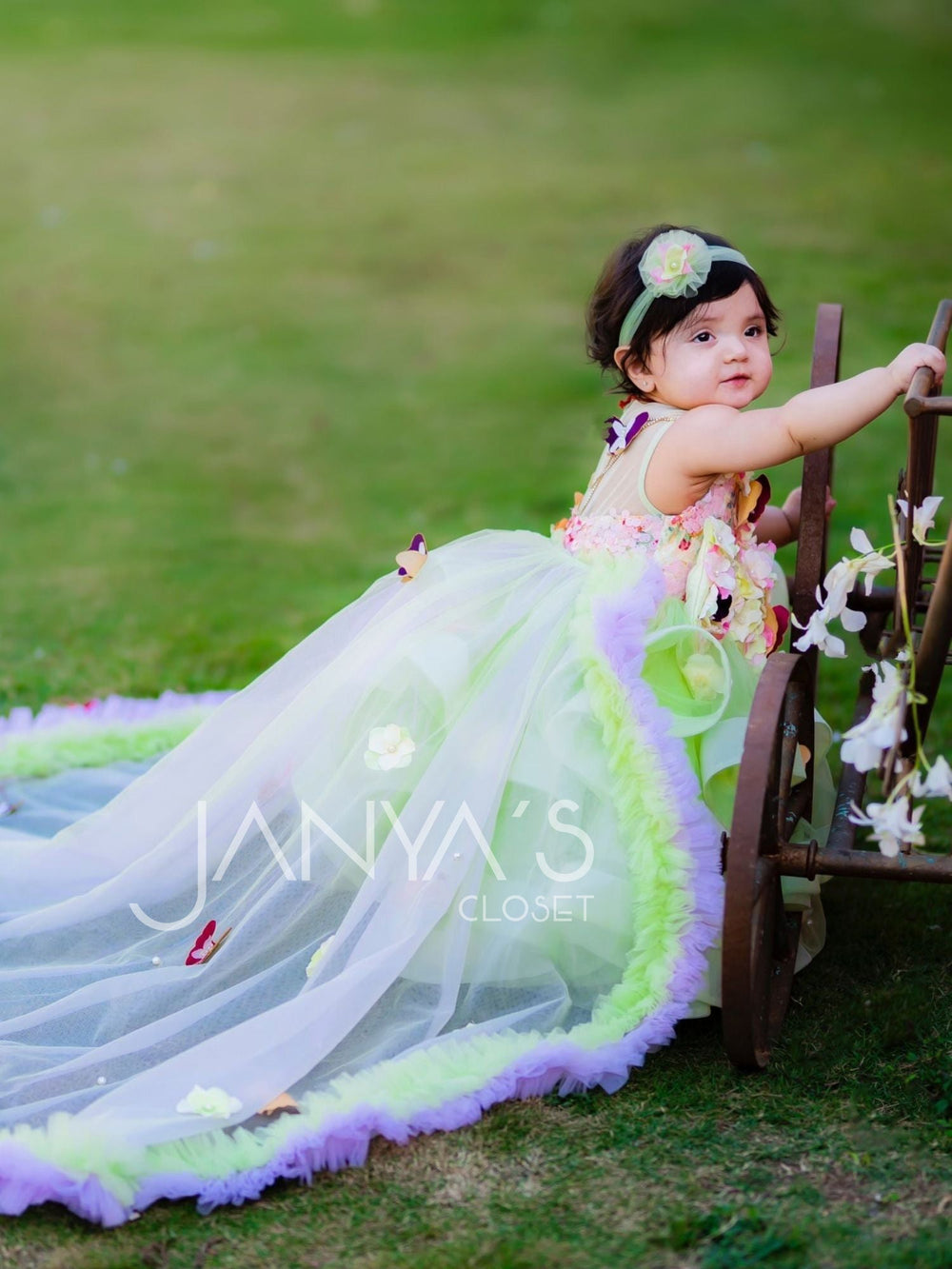 Green Princess Gown With Butterflies And Detachable Double Train With